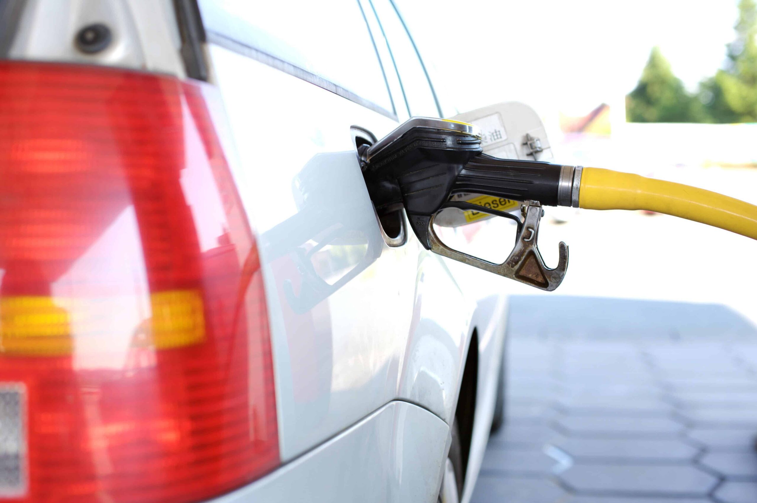 Fuel Pass: Μέχρι σήμερα 10/6 οι αιτήσεις για το επίδομα βενζίνης